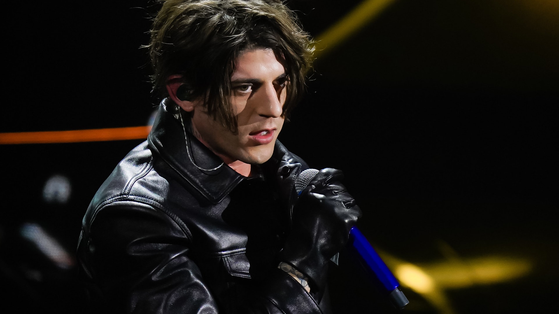 Rkomi aprirà il concerto degli Imagine Dragons - KissKiss.it